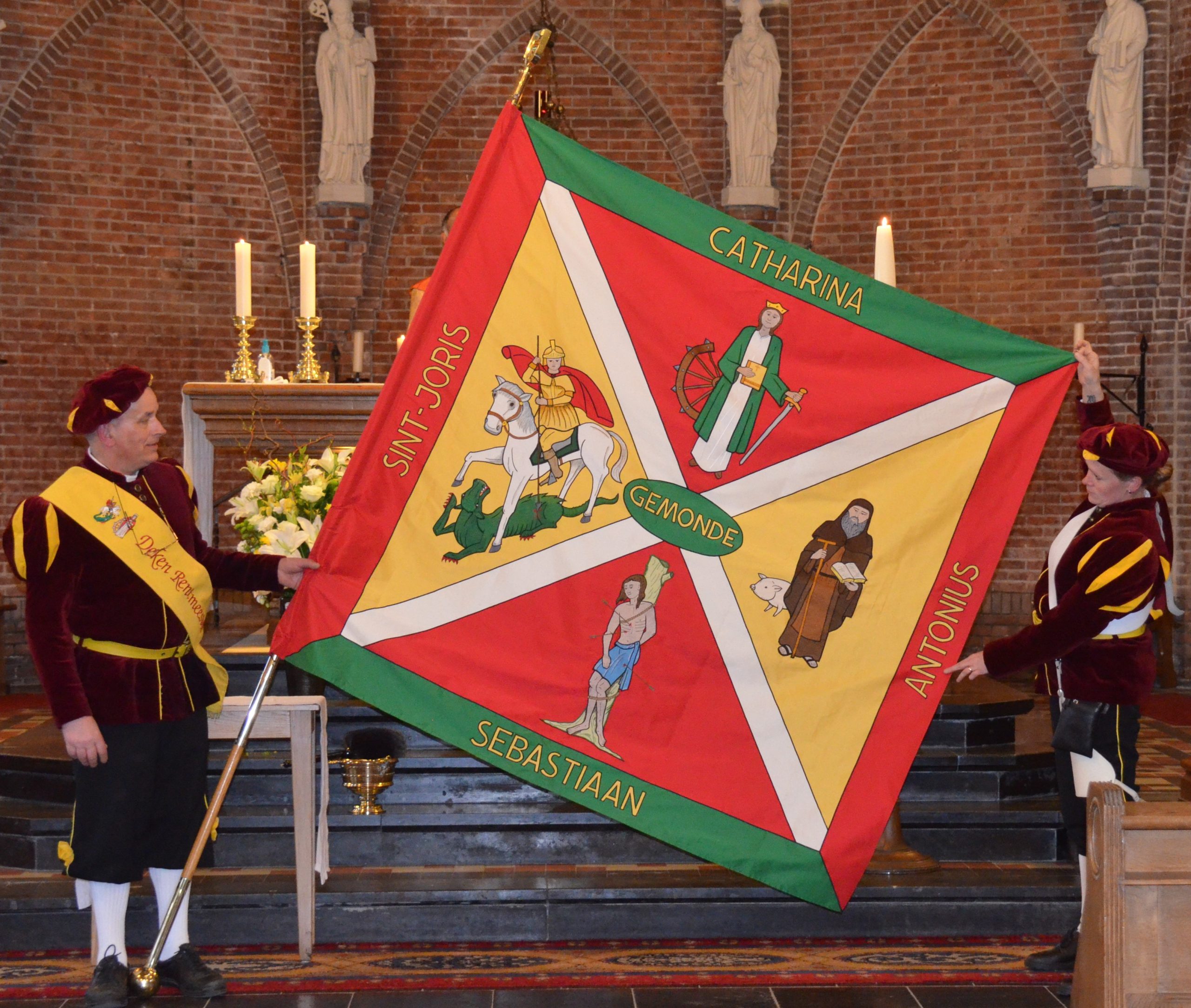 Inzegening nieuw vaandel - Gilde Gemonde